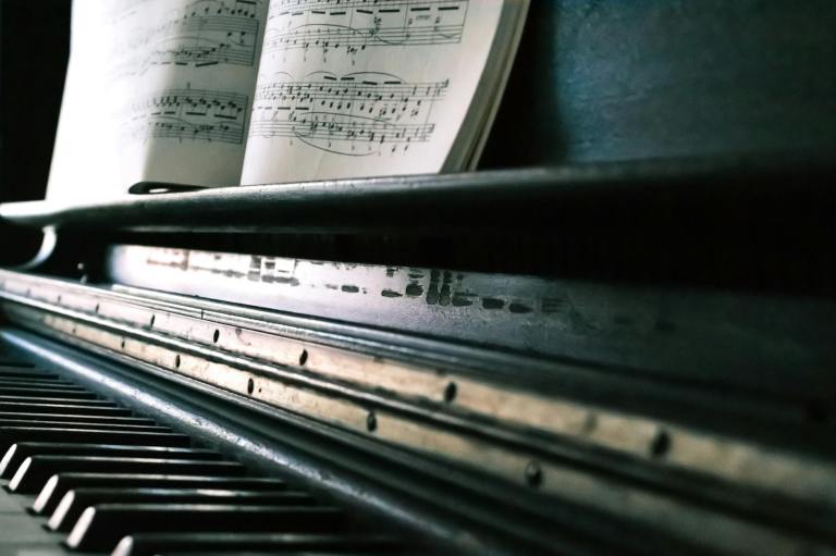 Hymn – Isaac Watts Joy to the World